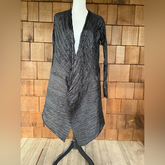 Ray Harris | Jackets & Coats | Ray Harris London Black Plisse Pleat ...